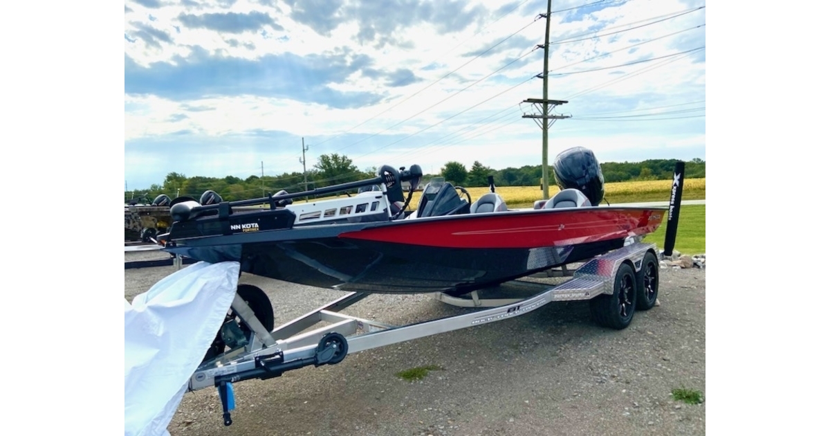 Boat Matrix | 2024 Xpress X19 Pro