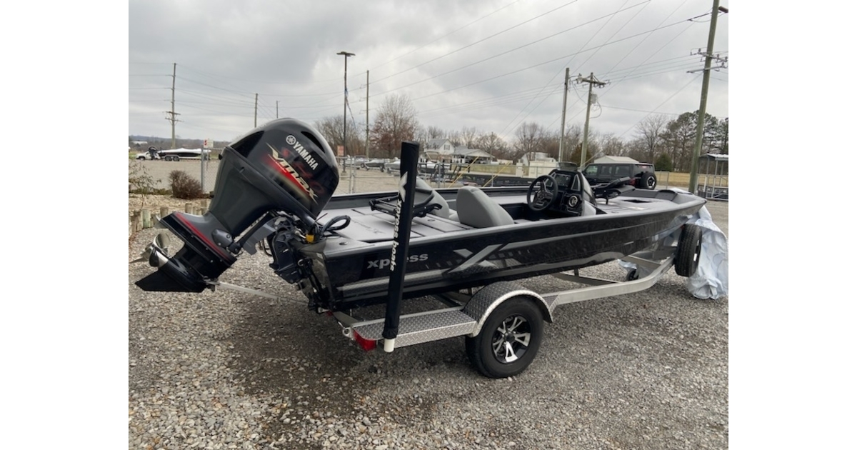 Boat Matrix | 2024 Xpress H18C