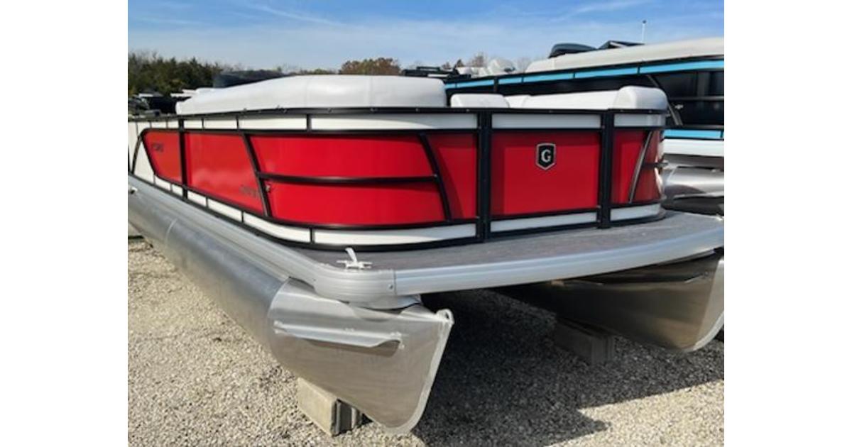 Boat Matrix | 2024 Godfrey 2286SFL