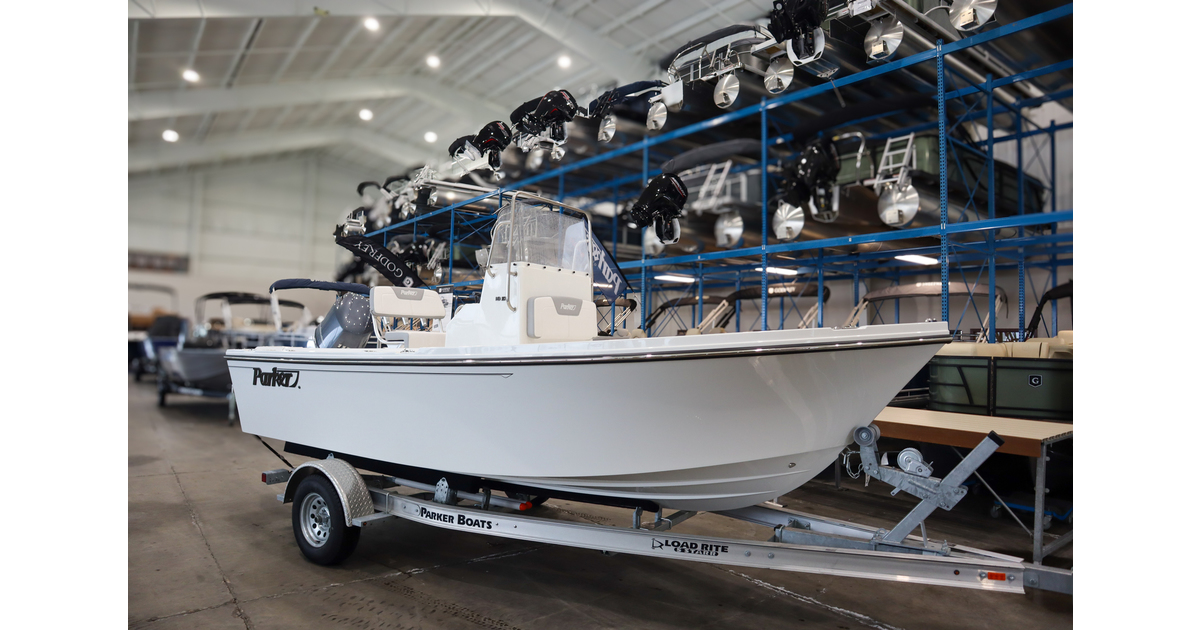 Boat Matrix | 2025 Parker 18SE