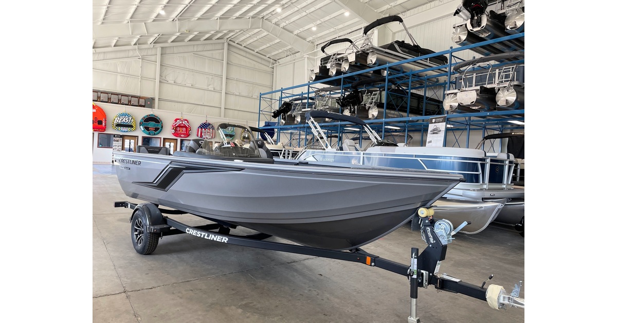 Boat Matrix | 2025 Crestliner 1750 Hawk SC