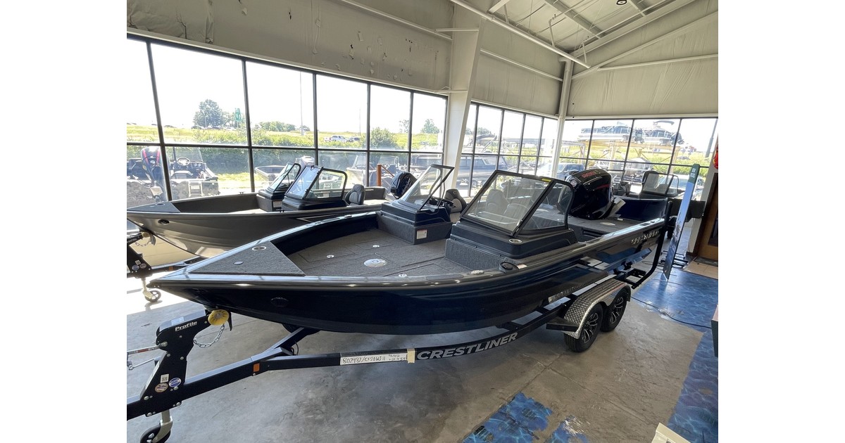 Boat Matrix | 2025 Crestliner 2050 Fish Hawk