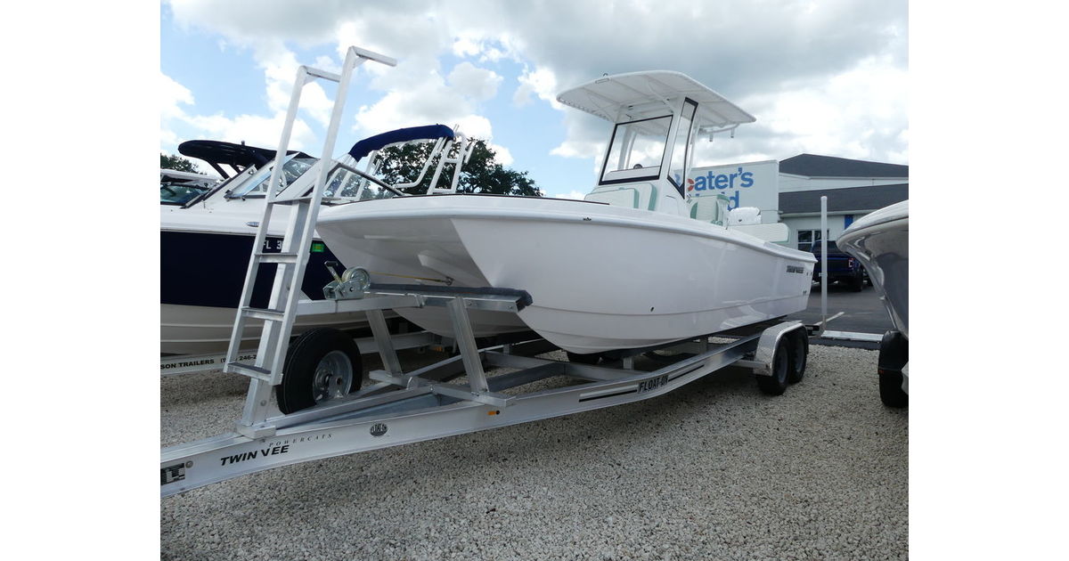 Boat Matrix | 2026 Twin Vee Powercats 22 Bay Cat