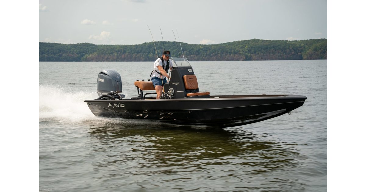 Boat Matrix | 2026 AVID 21FSX