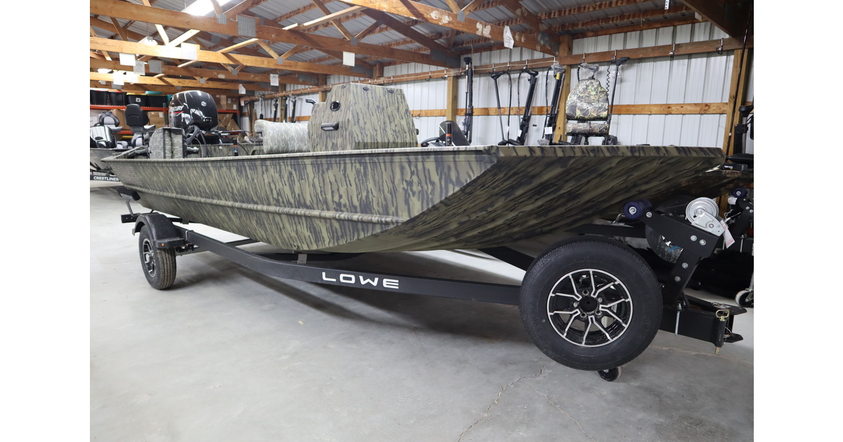 Boat Matrix | 2026 Lowe Roughneck 1870 Pathfinder Jet